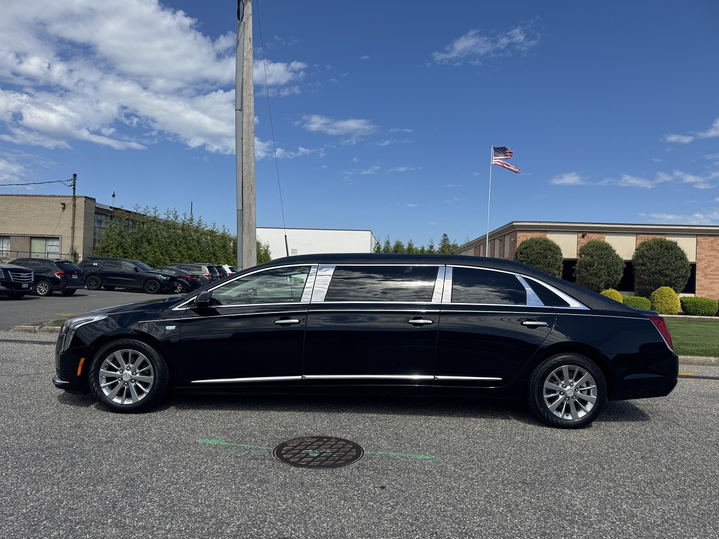 2019 CADILLAC SIX DOOR FUNERAL LIMOUSINE - Specialty Hearse