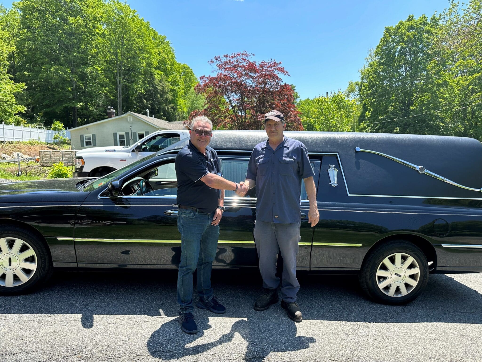 2004 Lincoln Hearse to Mike Milo of Mahopac NY